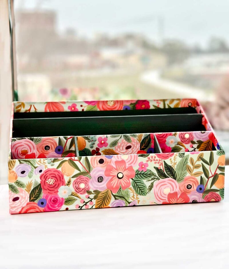 Floral Classroom Decor & Supplies - Read Write Middle